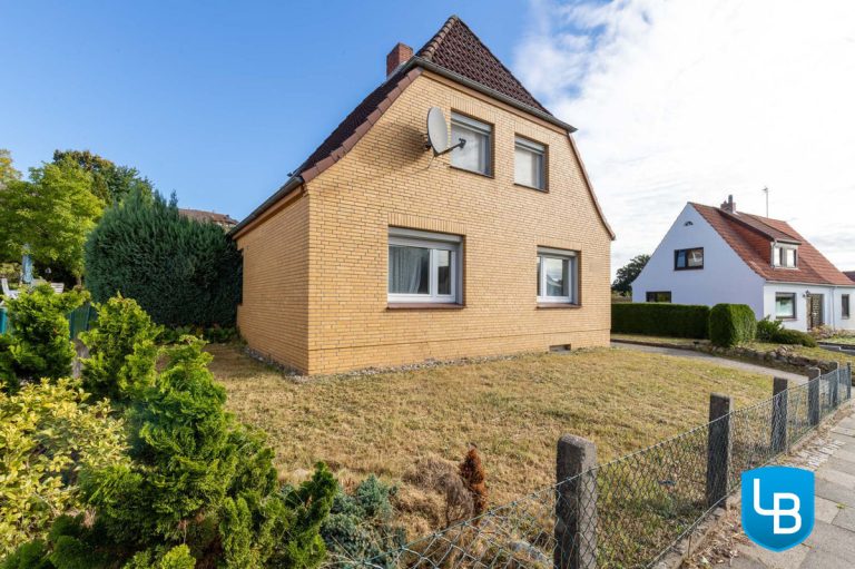 Einfamilienhaus in 24306 Plön - 7321 - LB