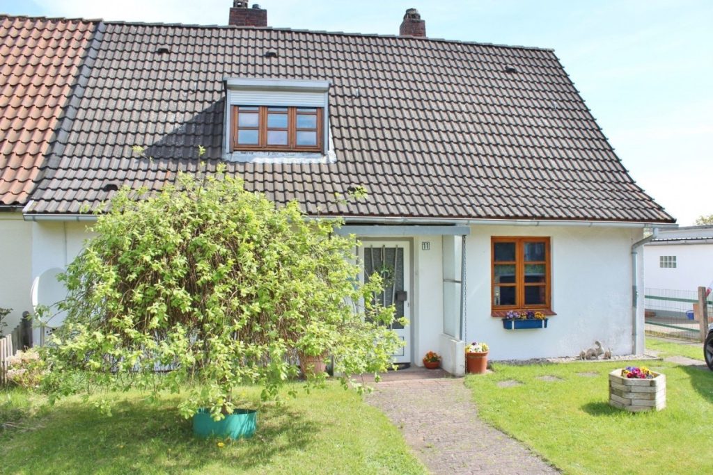 Doppelhaushälfte in 24306 Plön - Nr. 6011