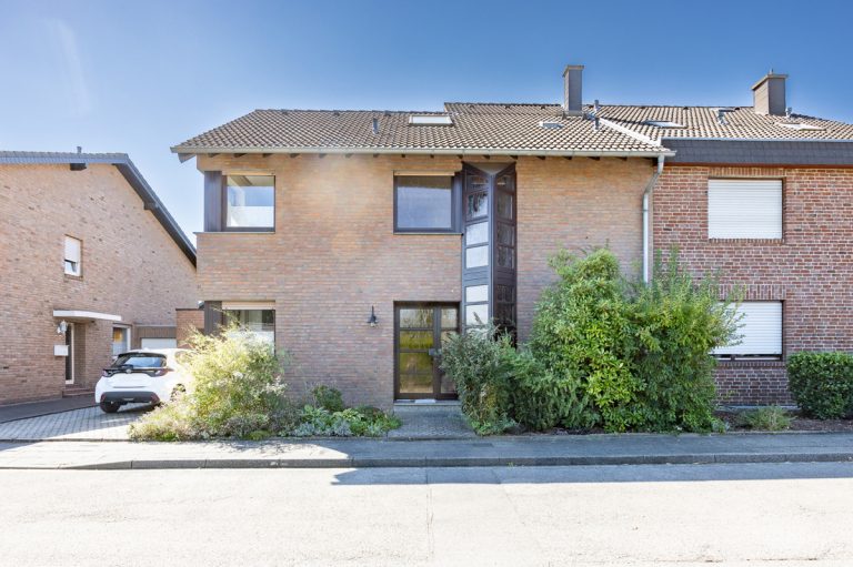 Doppelhaushälfte in 52249 Eschweiler - Nr. SB2370