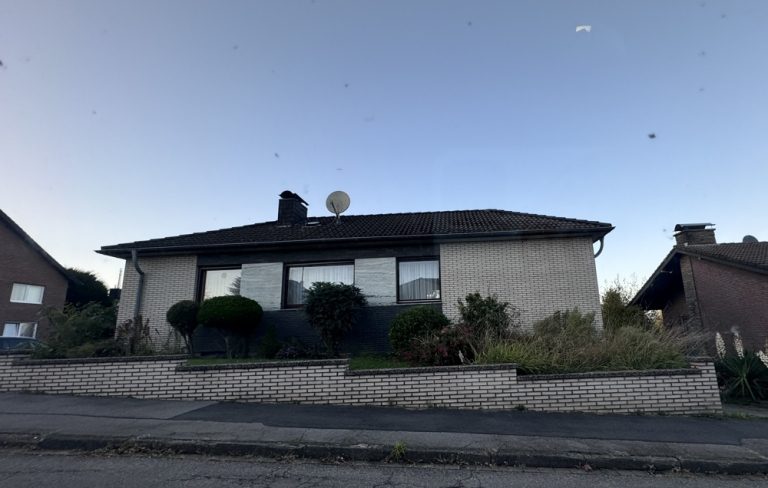 Ein-/Zweifamilienhaus in 52134 Herzogenrath - Nr. IDP - WI24183ID